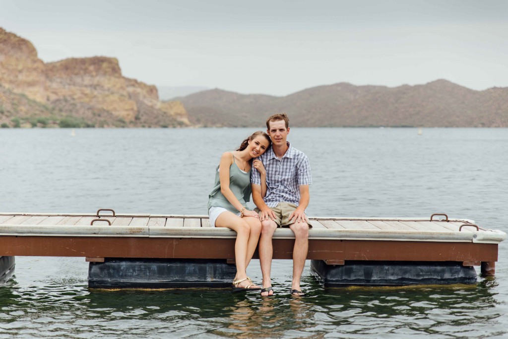 Caitlin + Jake // Saguaro Lake Engagment | Shelby Lea Photography