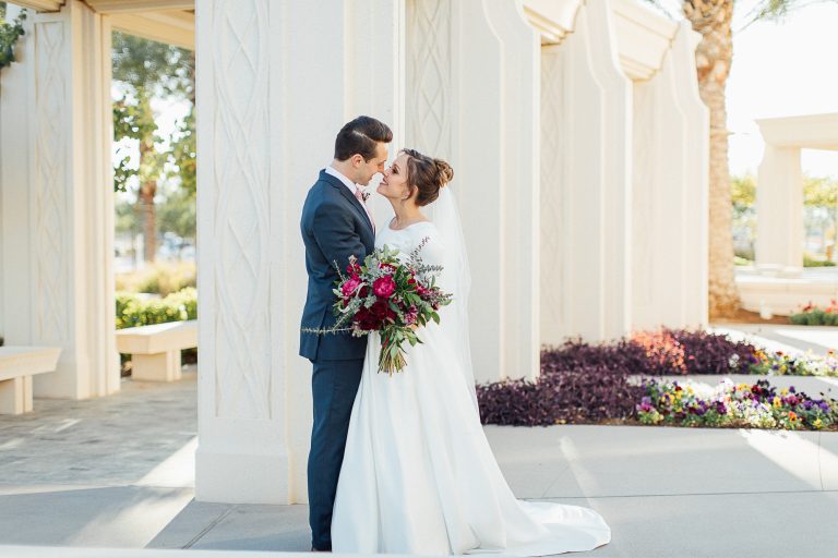 Genevieve + Zach // Gilbert Temple Wedding | Shelby Lea Photography