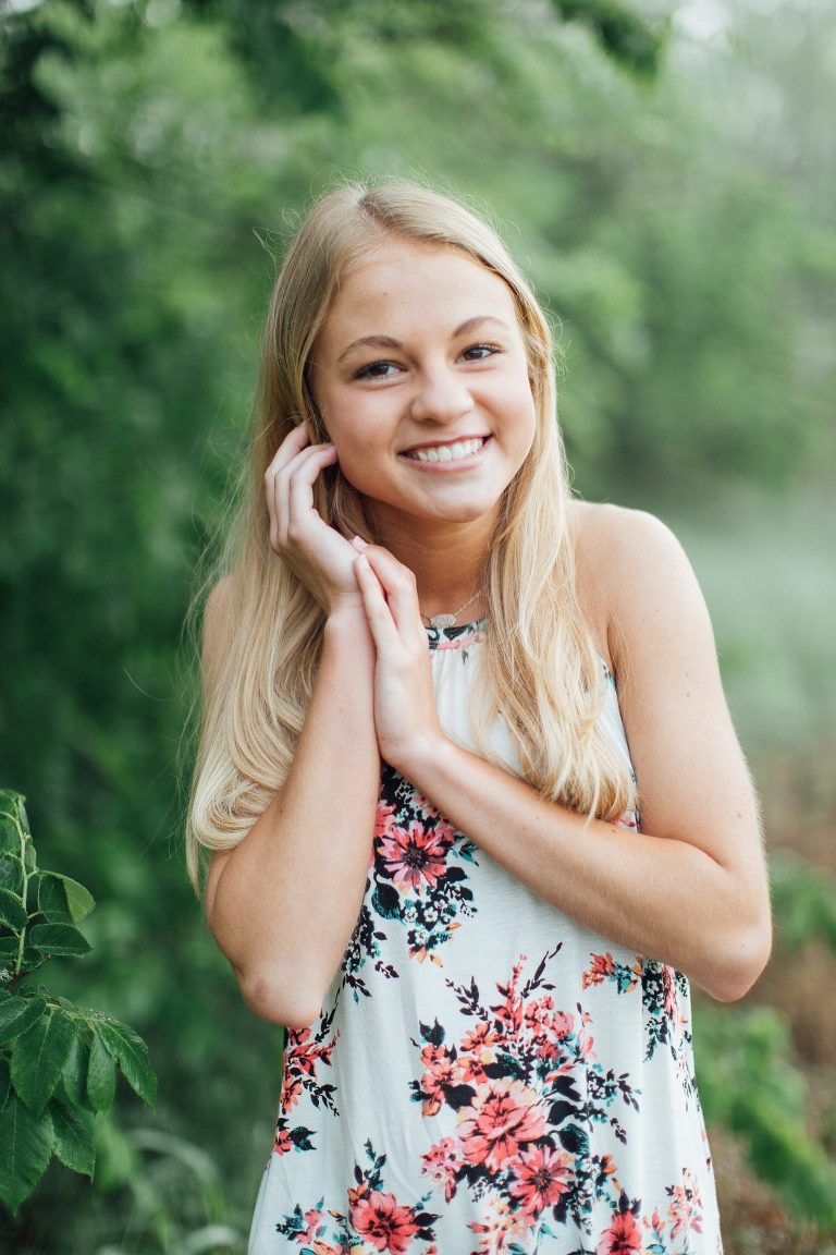 Lydia // Chickasha High School Senior | Shelby Lea Photography